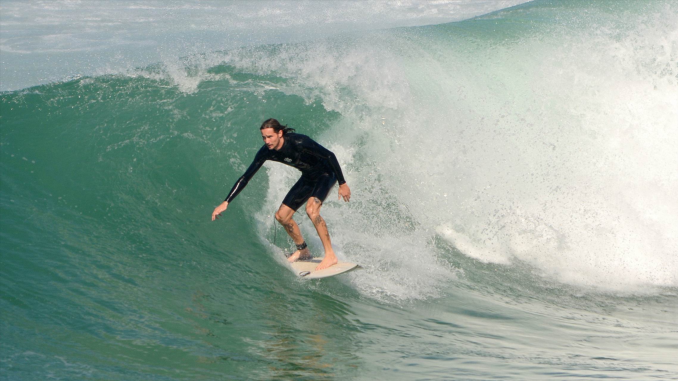Surfing Surfers at Dreamtime Beach